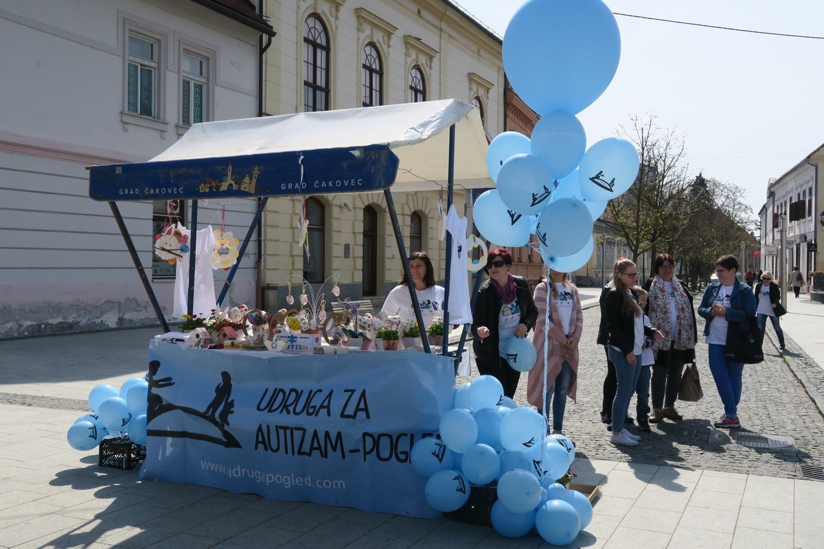 Svjetski dan autizma na čakovečkom Trgu Republike