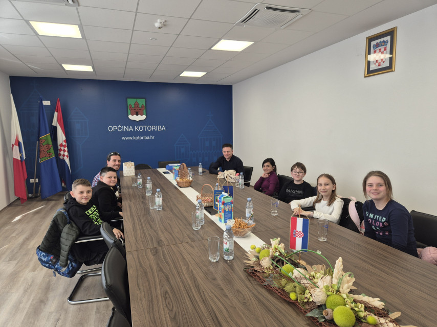 Učenici predstavili projekt "Hvala na pažnji!" Općini Kotoriba